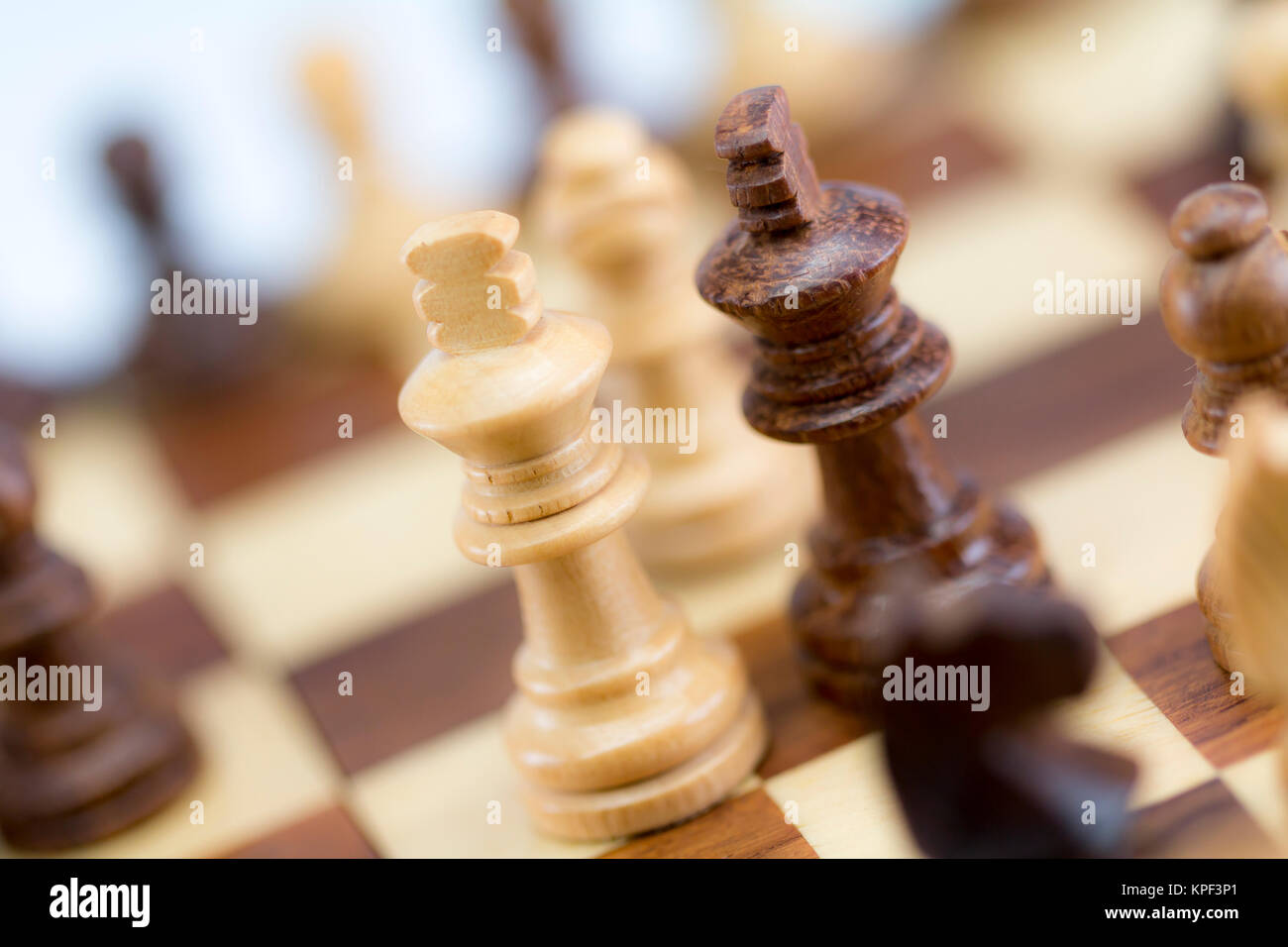 Royal chess hi-res stock photography and images - Alamy