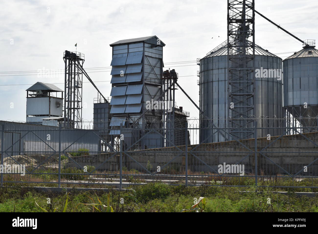 Plant for the drying and storage of grain Stock Photo - Alamy