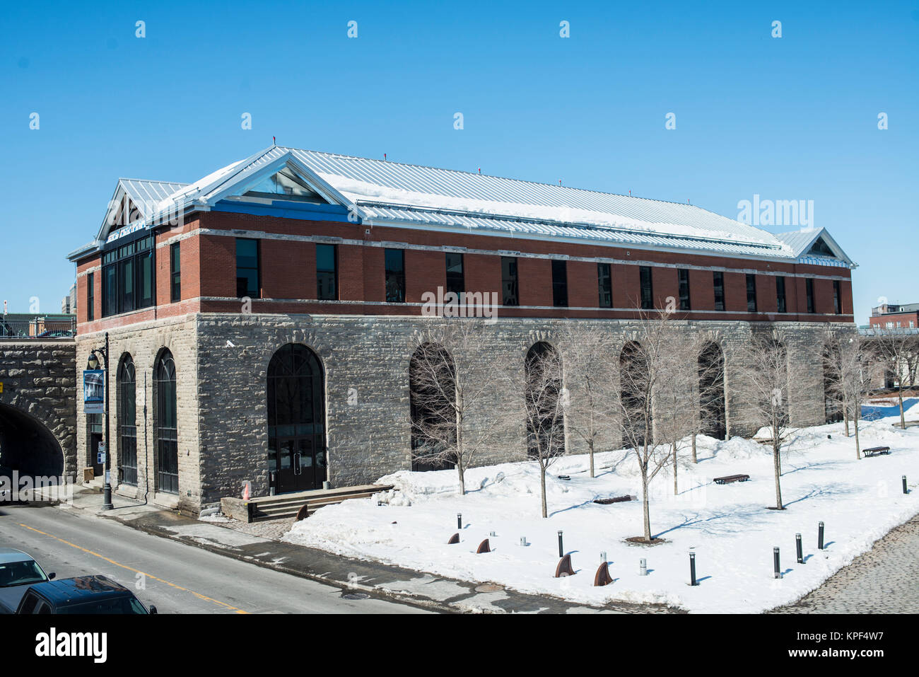 Cirque Eloize Studio, Montreal Stock Photo - Alamy