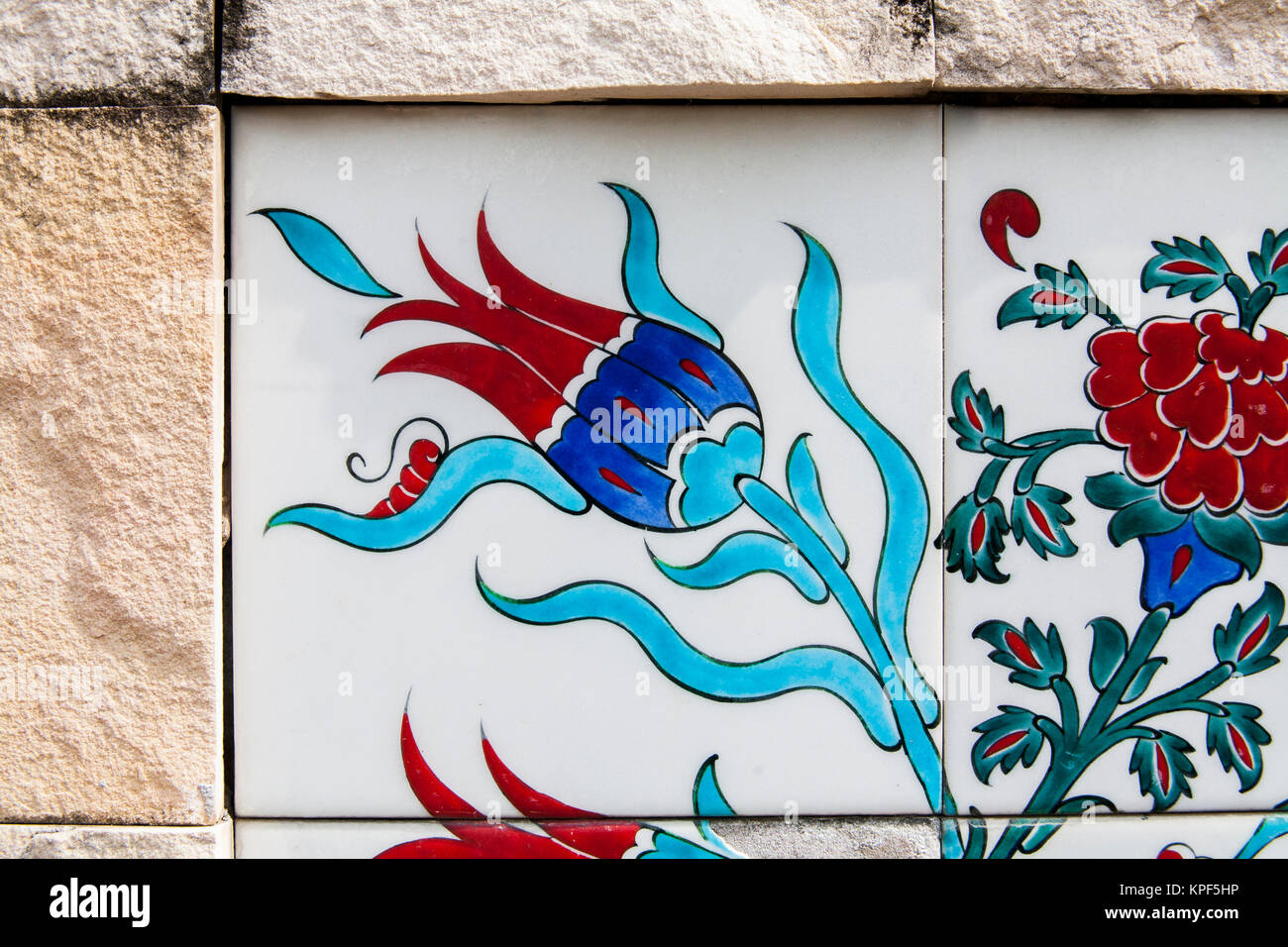 Floral Pattern Turkish Tile / Turkish tiles Stock Photo - Alamy