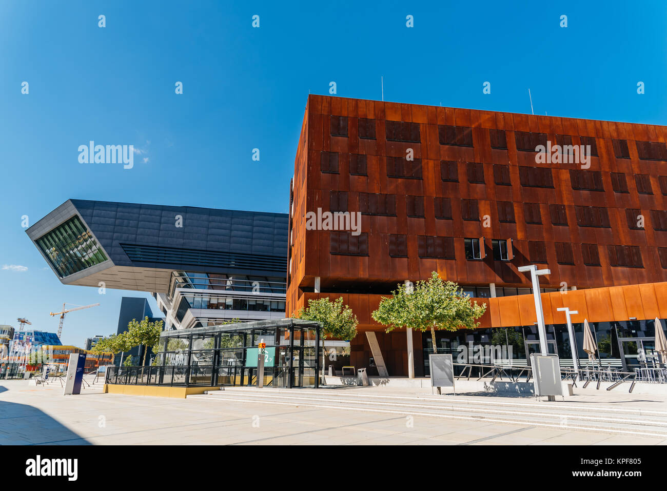 Modern architecture building in the University of Vienna Stock Photo ...