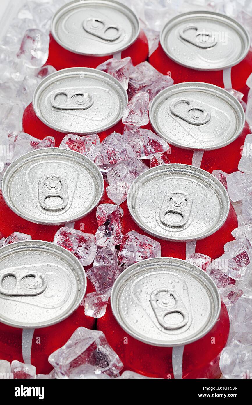 Soda cans tops hi-res stock photography and images - Alamy