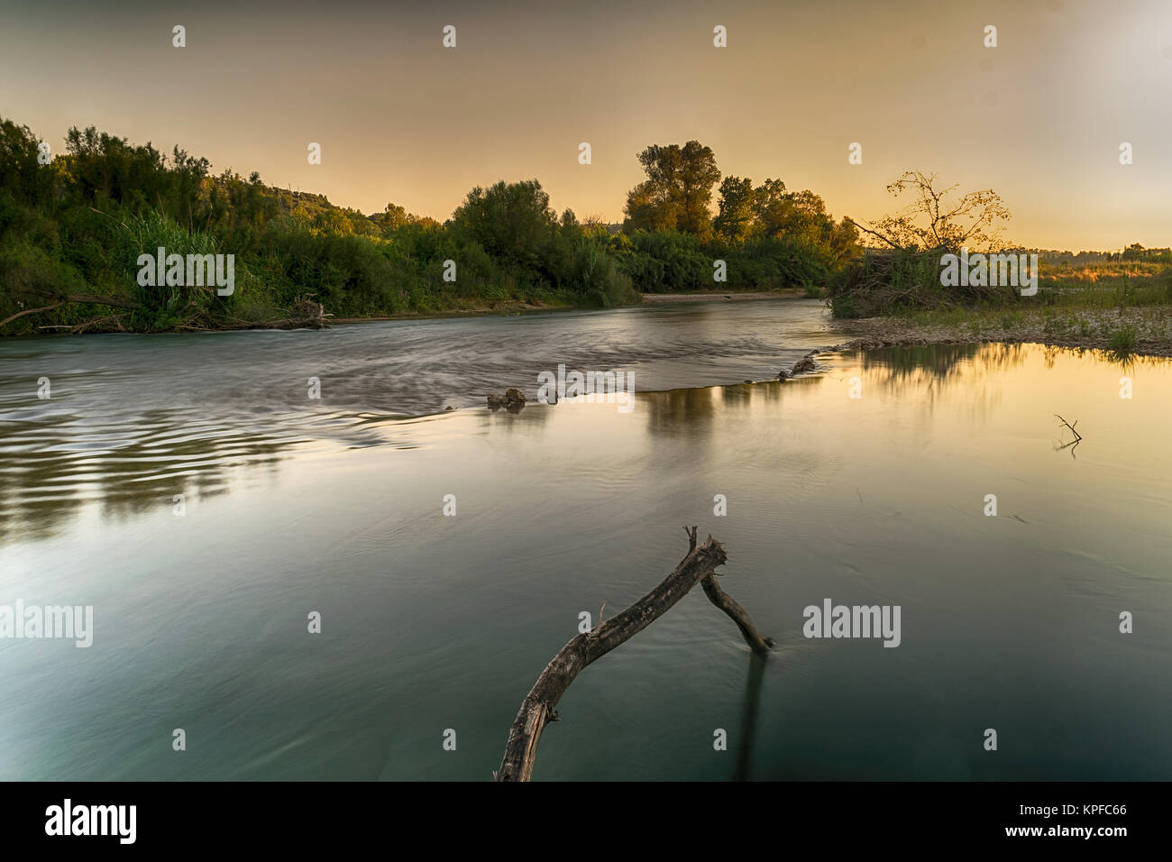 Slow shutter speed used hi-res stock photography and images - Alamy
