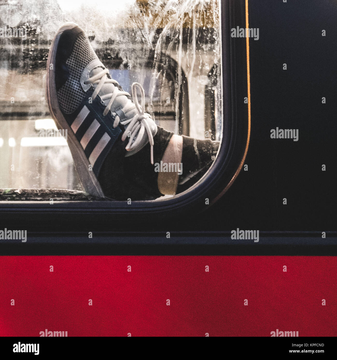 British bus window hi-res stock photography and images - Alamy