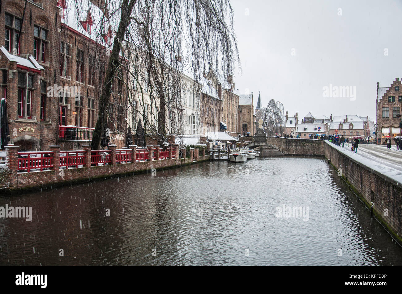 Canal flandes hi-res stock photography and images - Alamy