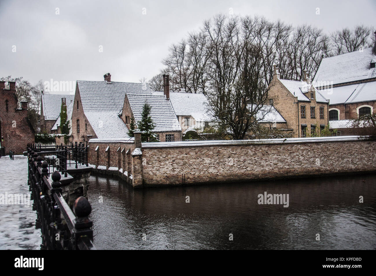 Canal flandes hi-res stock photography and images - Alamy