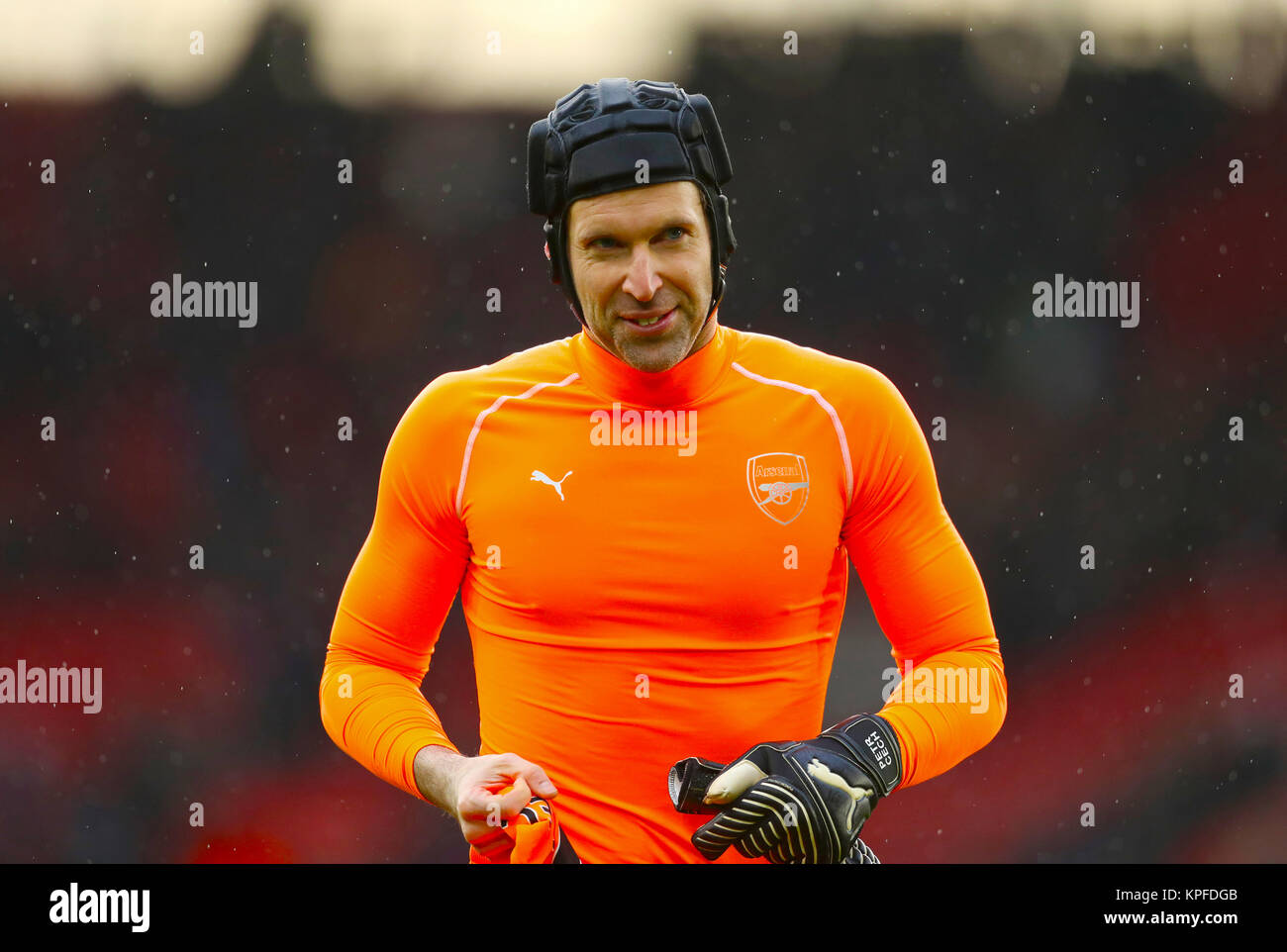 Arsenal goalkeeper Petr Cech Stock Photo - Alamy