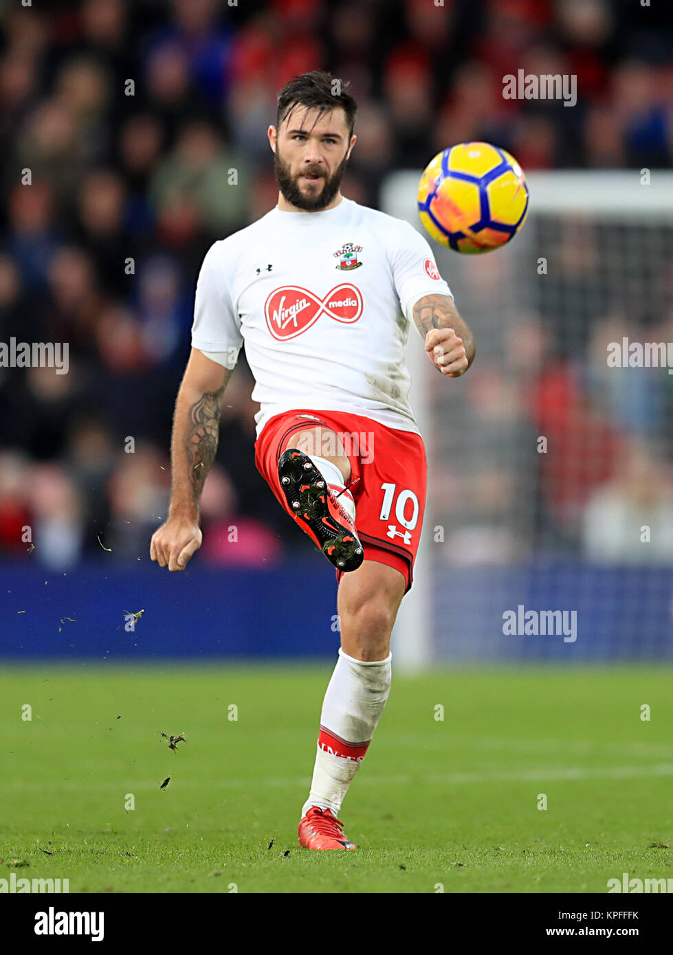 Southampton's Charlie Austin Stock Photo - Alamy