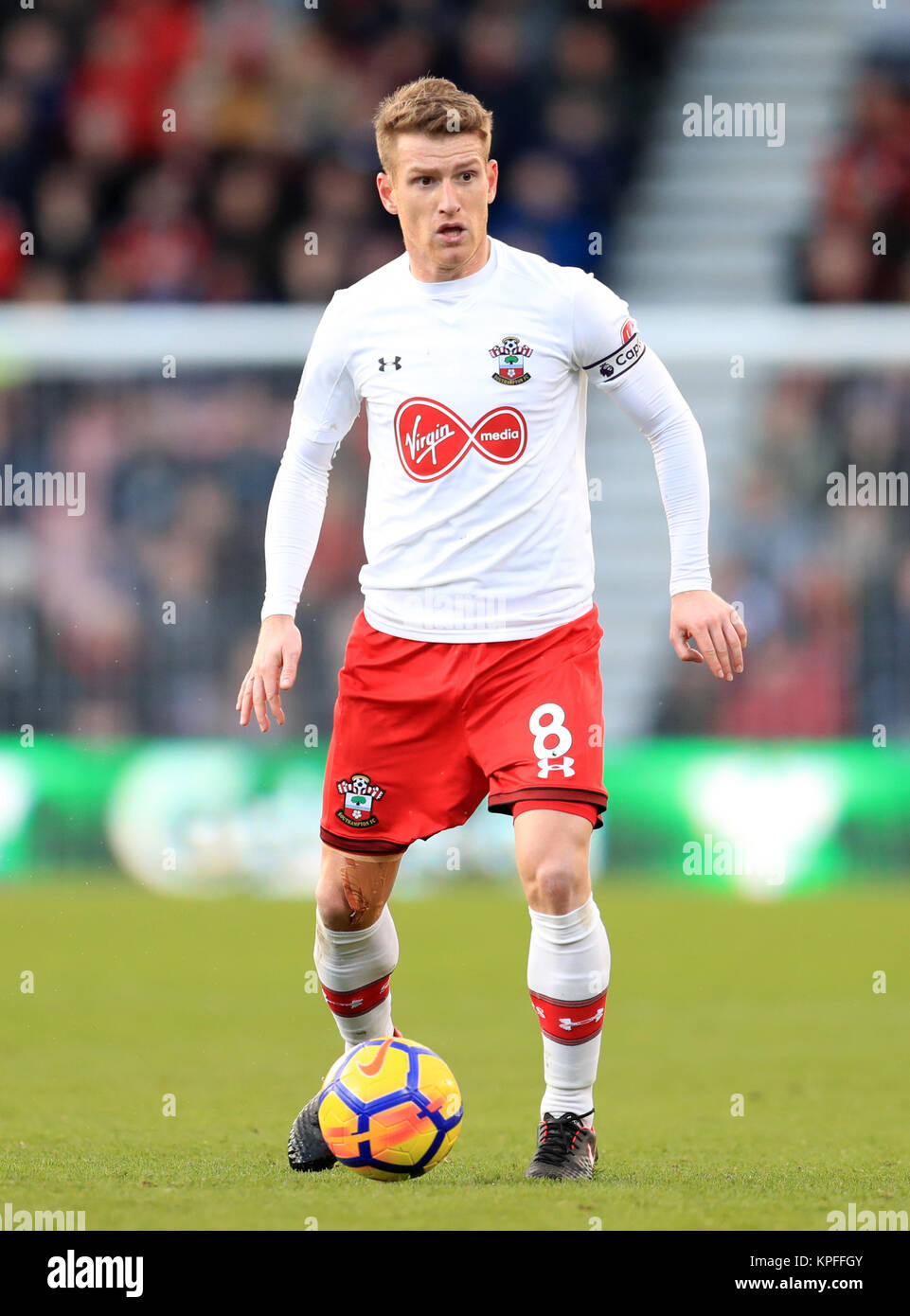 Southamptons steven davis hi-res stock photography and images - Alamy