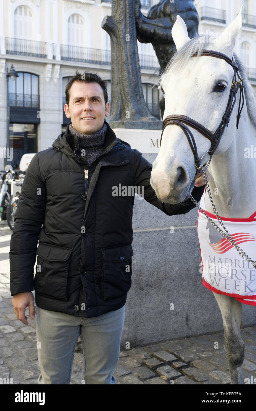 Sergio Alvarez Moya and Mar Saura promote Madrid Horse Week 2017 in ...