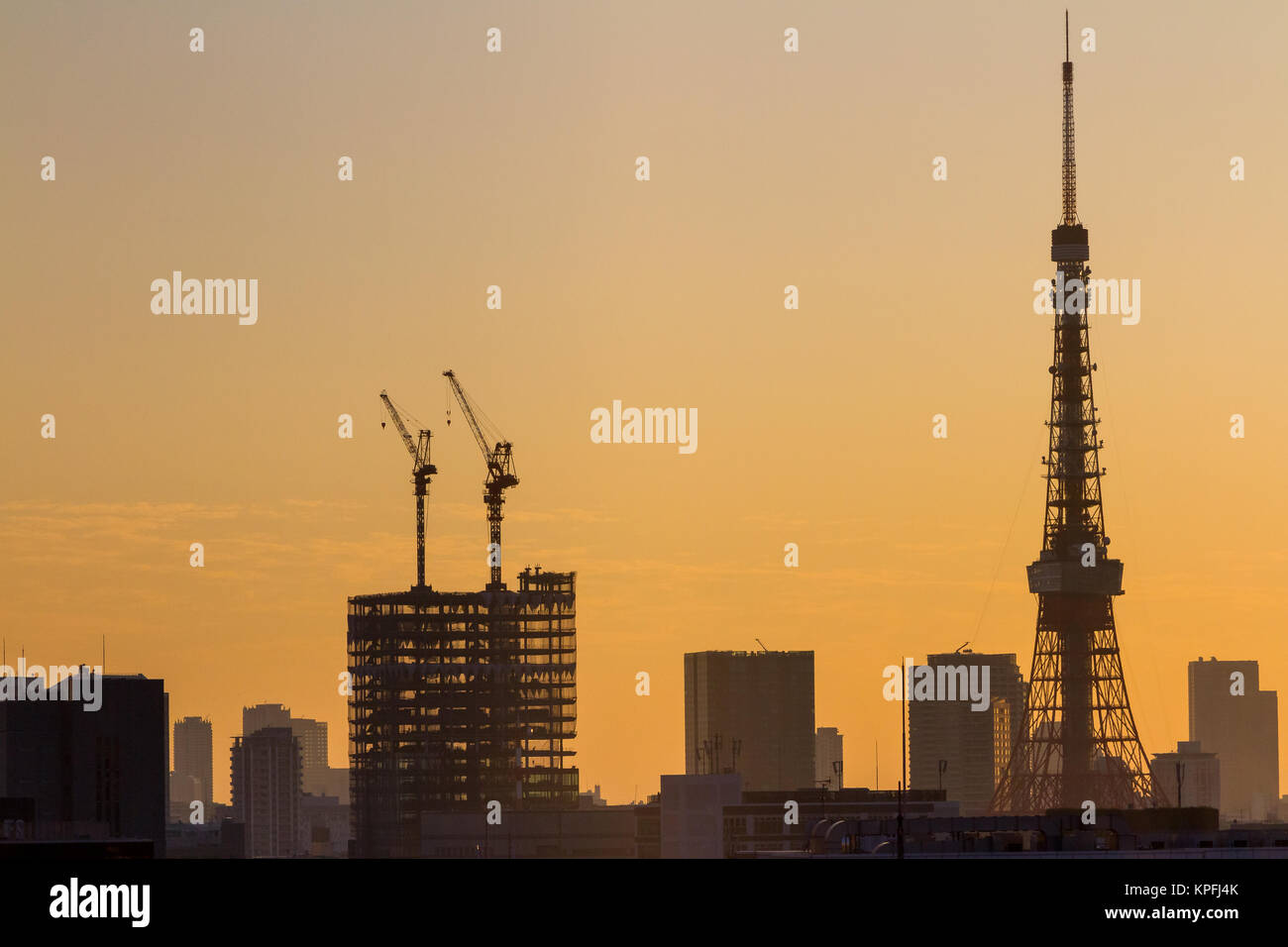 Tokyo Tower in silhouette at sunset. Tokyo, Japan Stock Photo - Alamy