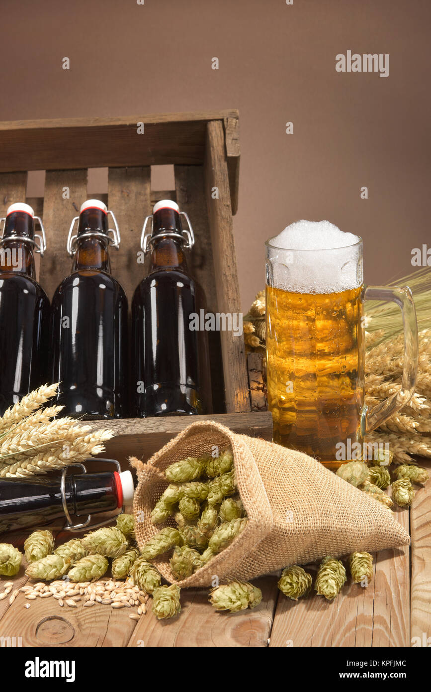 beer box with beer glass Stock Photo - Alamy