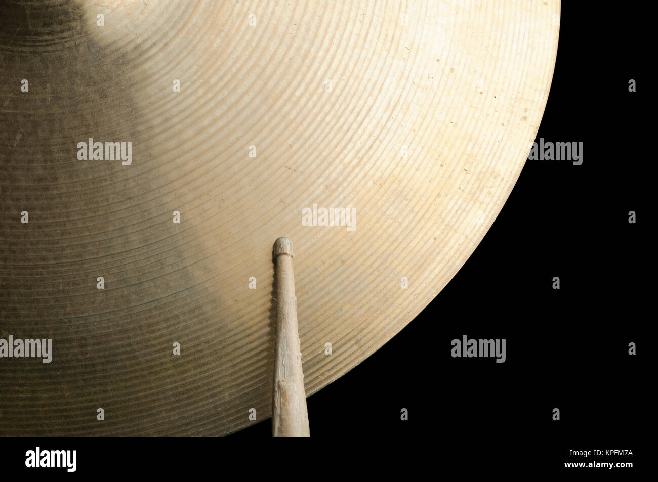 Instrument becken hi-res stock photography and images - Alamy