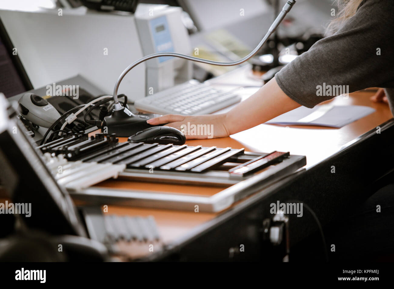 Air traffic control operator hi-res stock photography and images - Alamy