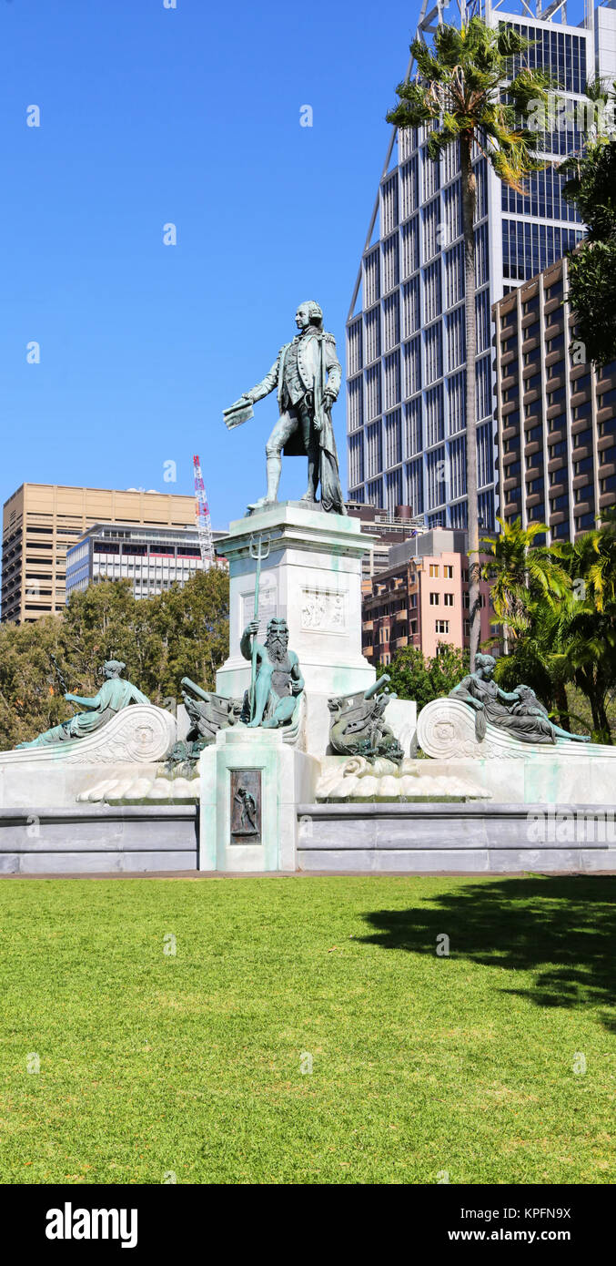 in austalia the antique statue in the park near the skyscrapers Stock ...