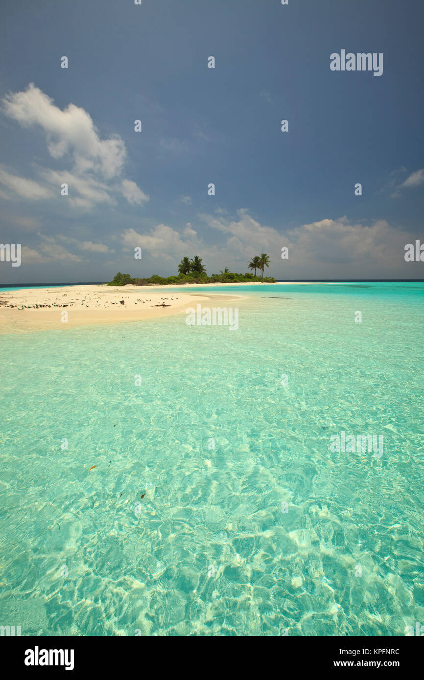 Mathidhoo Island, uninhabited, North Huvadhoo Atoll, Southern Maldives ...