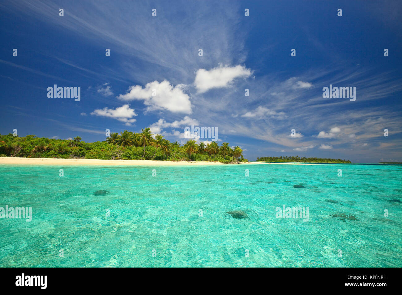 View of Funadoo Island from Funadovilligilli Island, North Huvadhoo ...