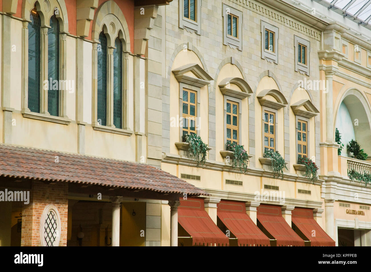 United Arab Emirates, Dubai, Jumeirah. Mercato Mall- Interior Detail ...
