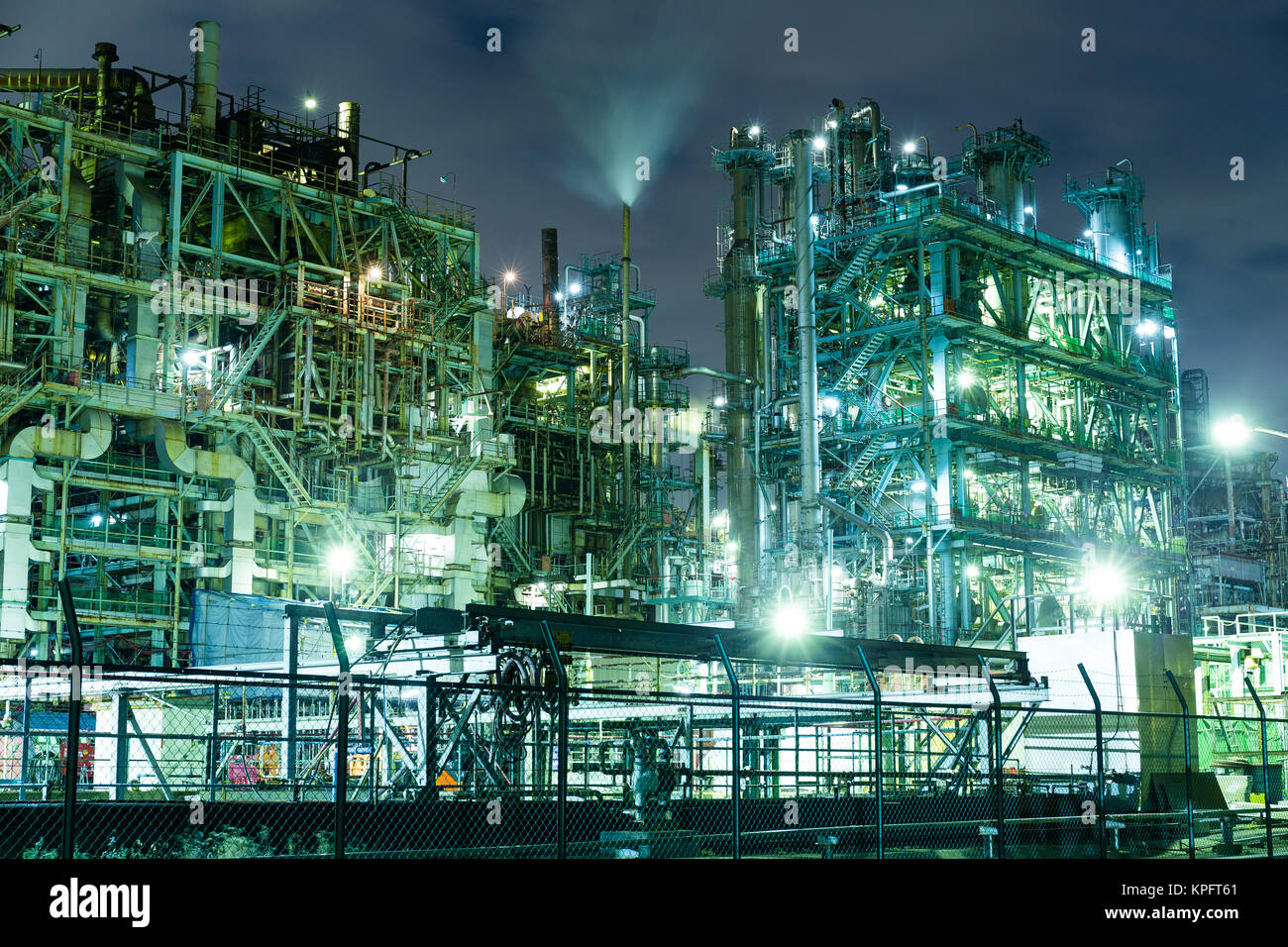 Industrial manufacturing Factory Stock Photo - Alamy