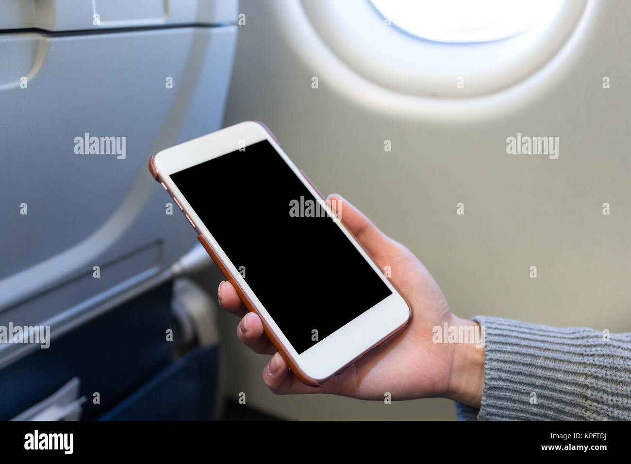 Girl watching plane hi-res stock photography and images - Alamy