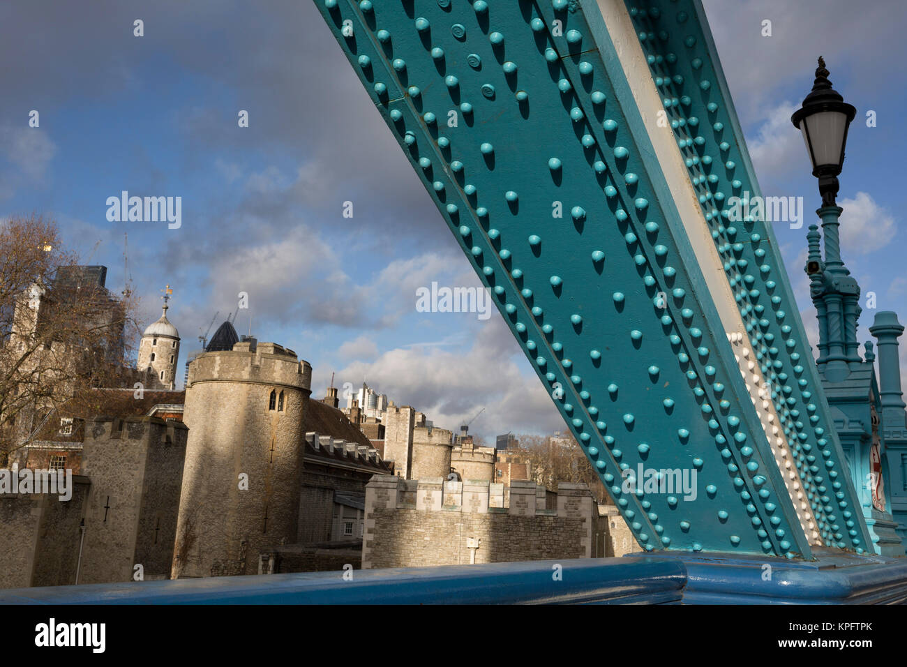 Rivets girder hi-res stock photography and images - Alamy
