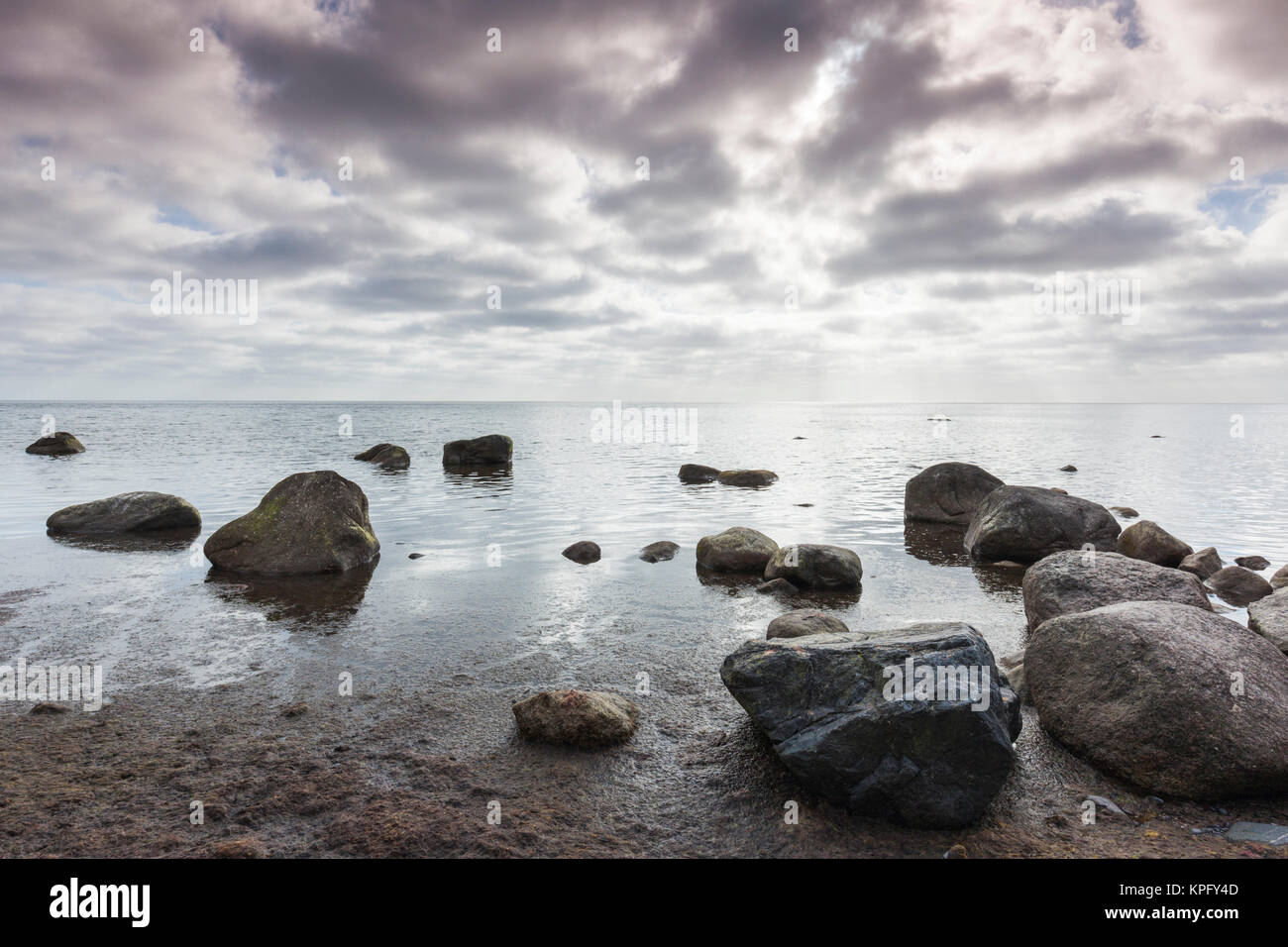 Mon denmark cliff hi-res stock photography and images - Alamy