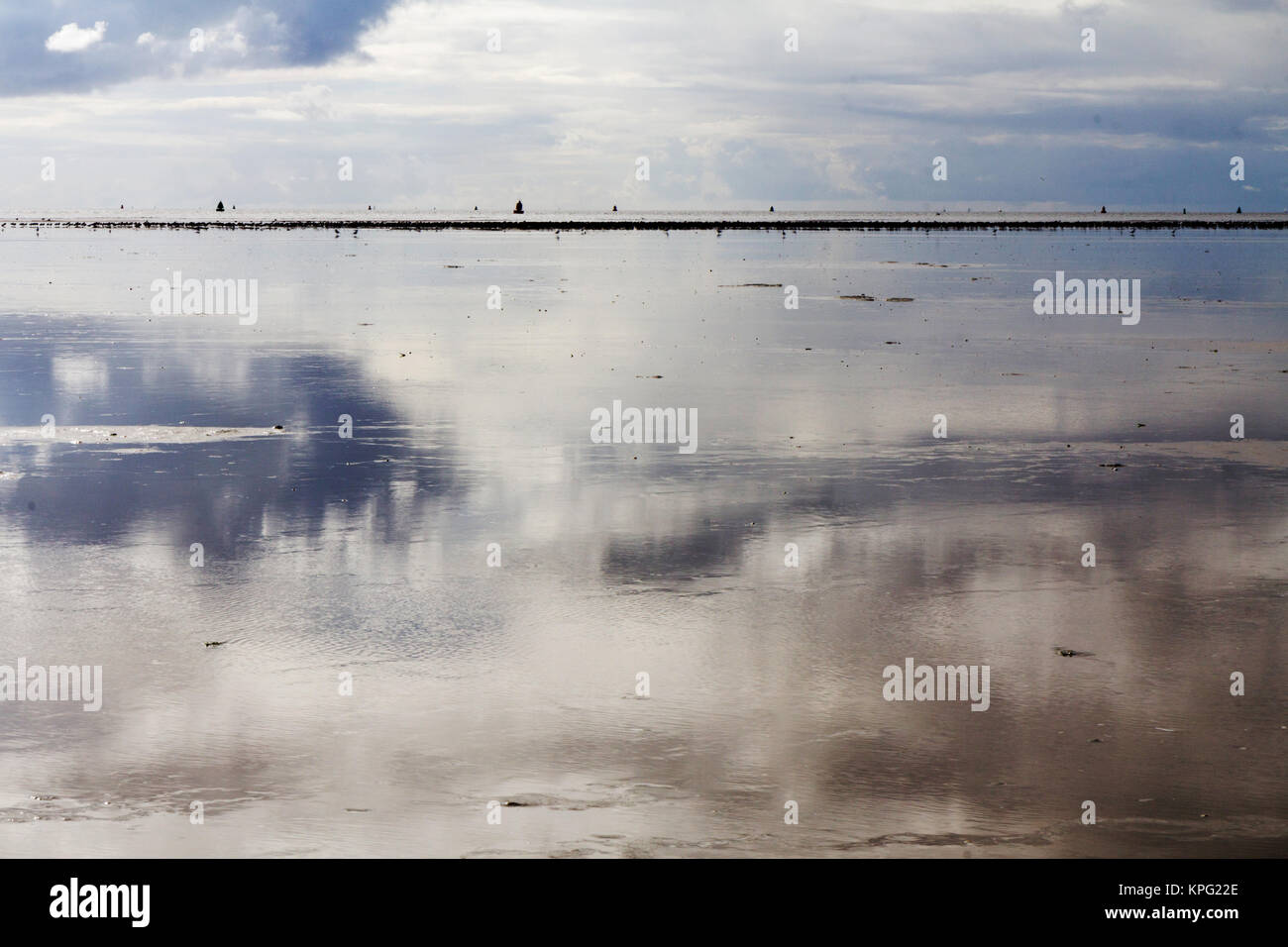 Reflection on the sea water Stock Photo - Alamy