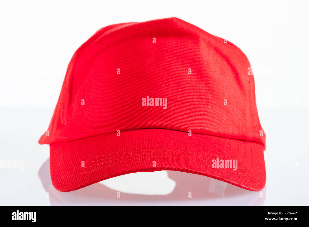 Red baseball cap Stock Photo - Alamy