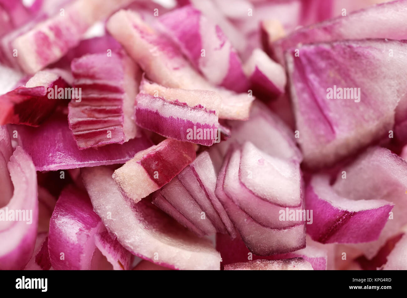 Rote Zwiebel geschnitten Stock Photo - Alamy
