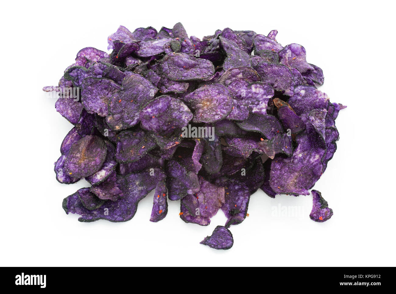 blue or violet potato chips isolated on white Stock Photo - Alamy