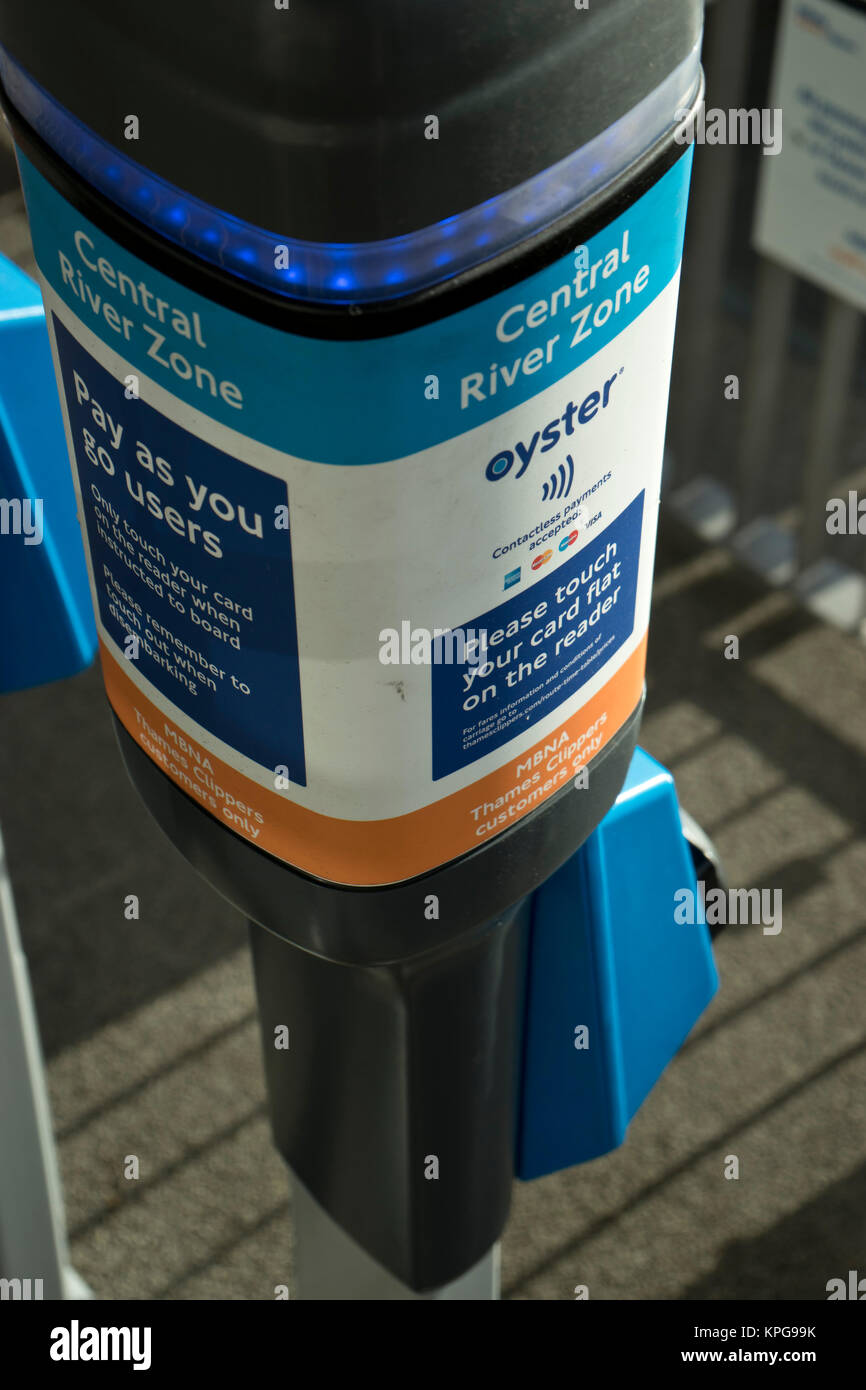 Oyster machines hi-res stock photography and images - Alamy