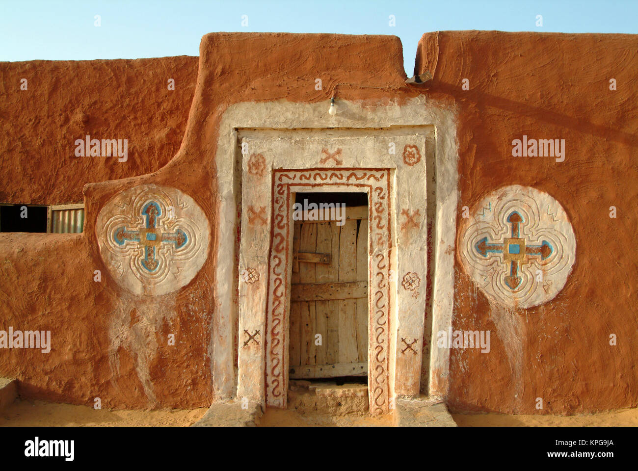 Mauritania, Traditional house in Oualata Stock Photo - Alamy