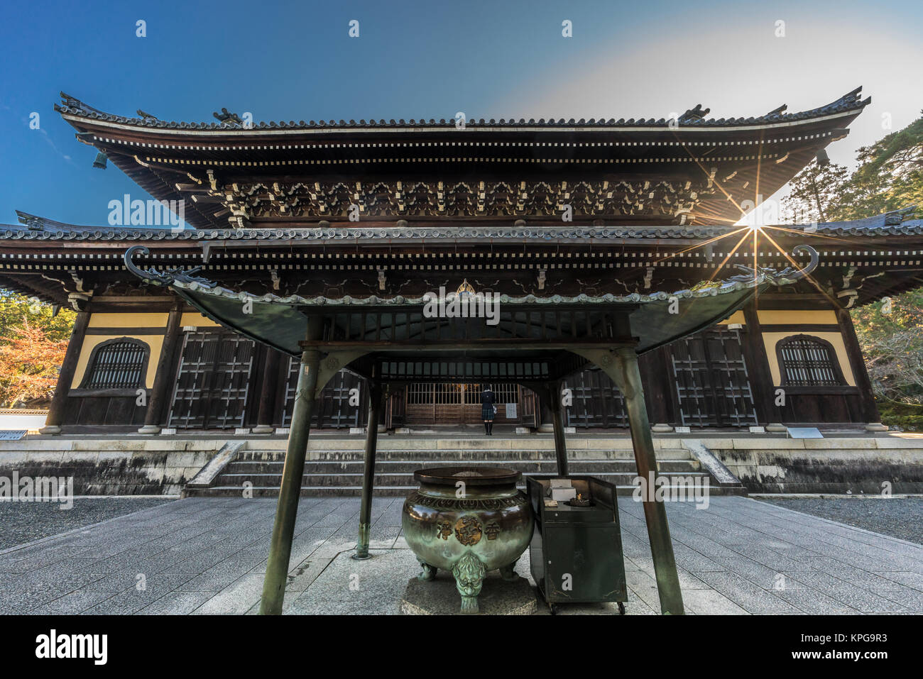 Early morning view of Jokoro (Incense Burner) in front of Hatto ...