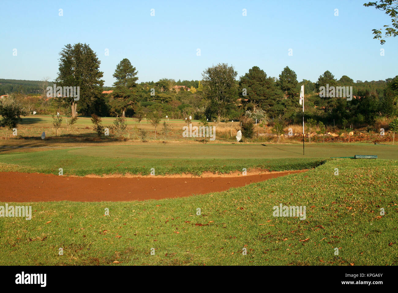 Grass covered golf course hi-res stock photography and images - Alamy