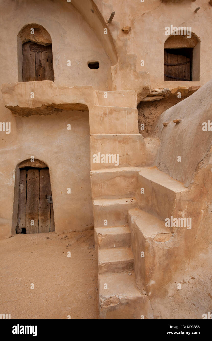 Grain storage africa hi-res stock photography and images - Alamy
