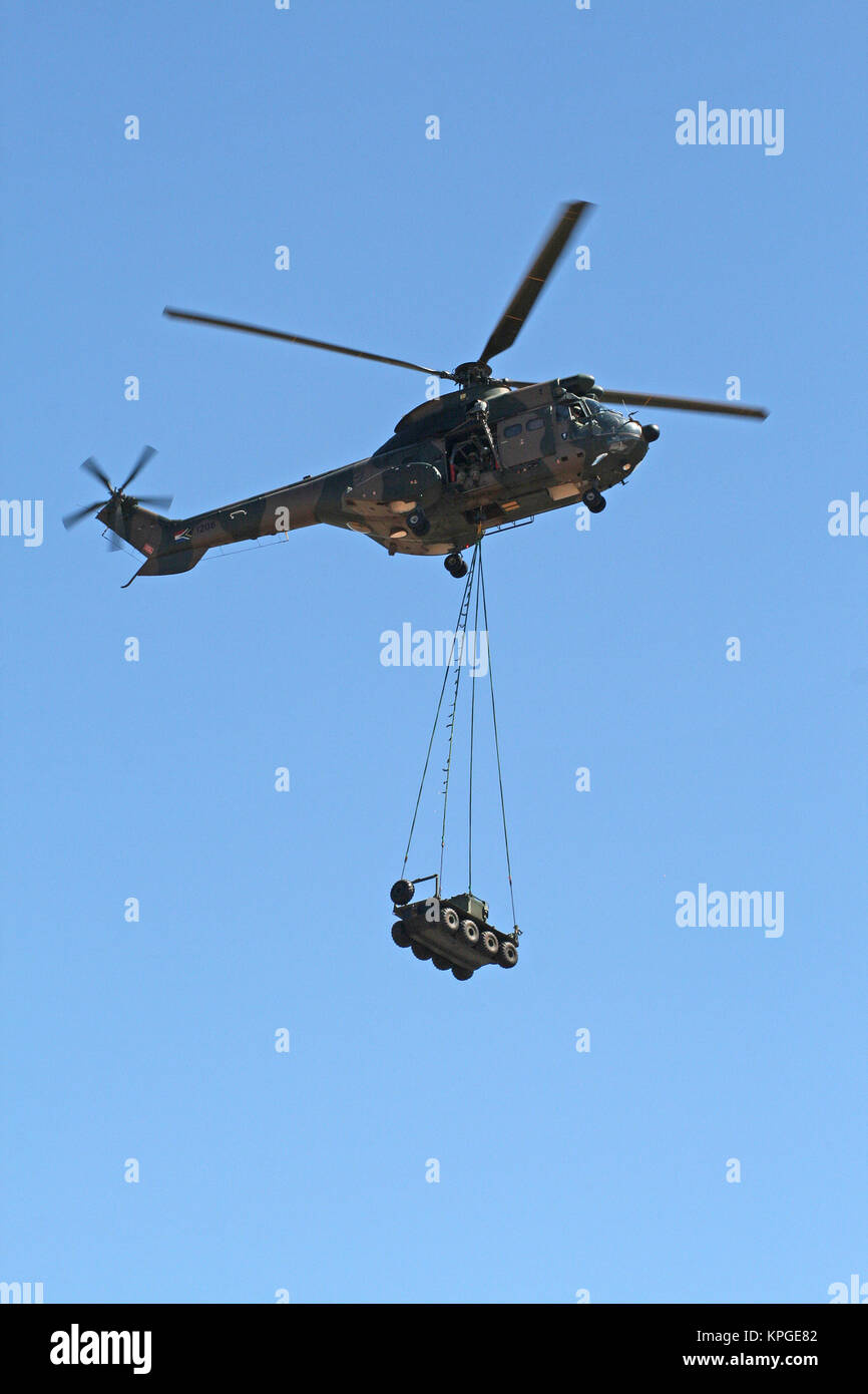 SAAF, Atlas Oryx military Helicopter dropping Gecko AAD 2008 at Africa ...