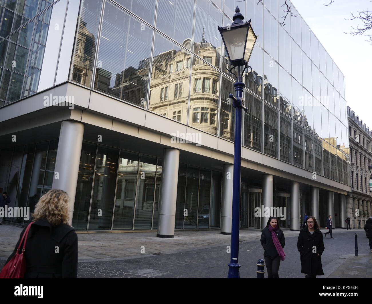Blackrock asset management company, headquarters, London Stock Photo ...