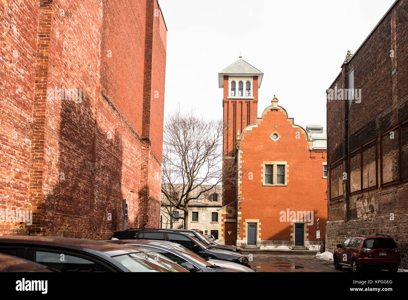 Back alley, Montreal Stock Photo - Alamy