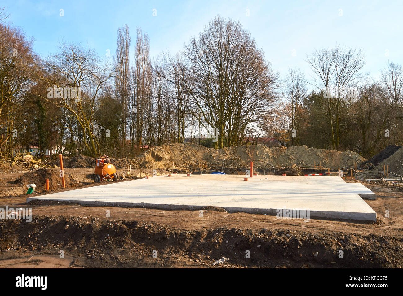 Prefabricated slab construction hi-res stock photography and images - Alamy