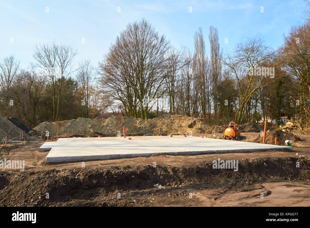 Prefabricated slab construction hi-res stock photography and images - Alamy