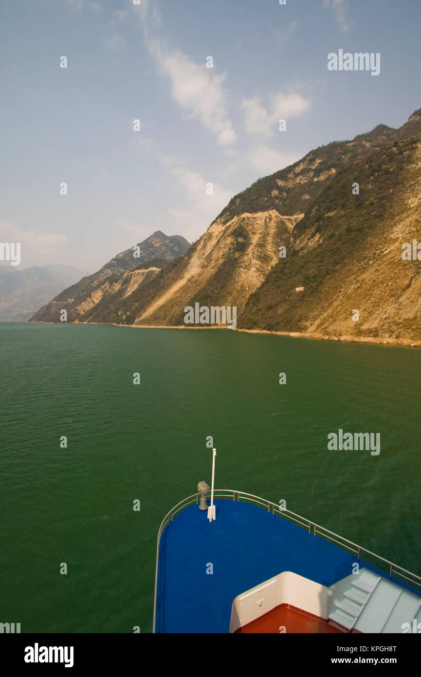 CHINA, Hubei Province. Yangzi River Cruise Ship views of Xiling Gorge ...