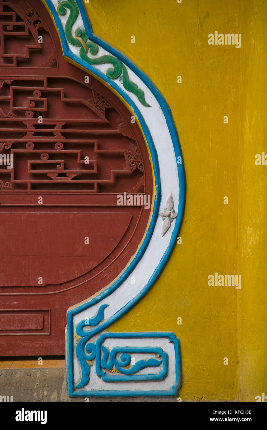 CHINA, Chongqing Province, Fengdu. Fengdu Ghost City / Mingshan- Temple ...