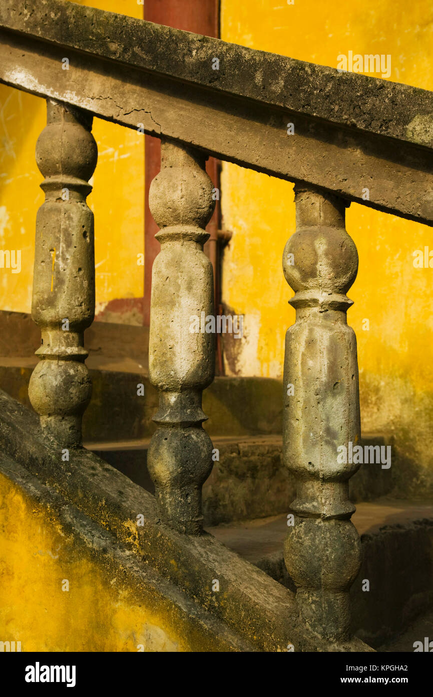 CHINA, Chongqing Province, Fengdu. Fengdu Ghost City / Mingshan- Old ...