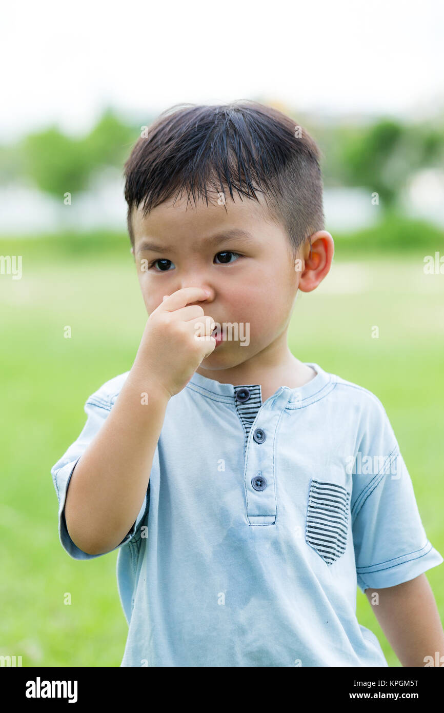 Pinch chinese hi-res stock photography and images - Alamy