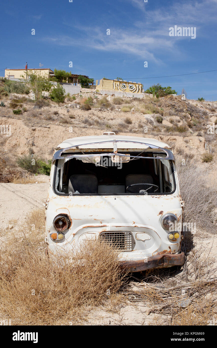 Abandoned old white van in the countryside Stock Photo - Alamy