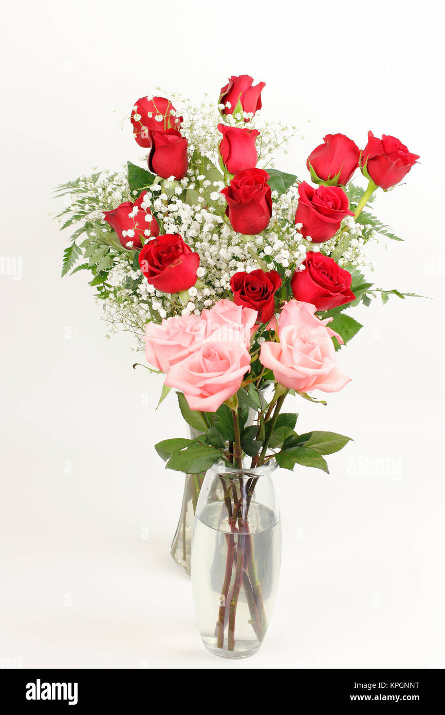 Red and Pink Rose Bouquets Stock Photo - Alamy