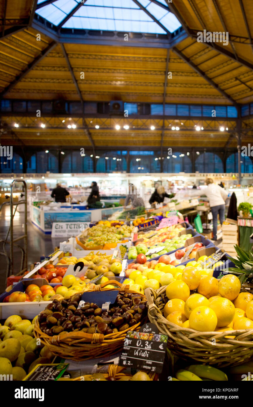 Albi market france hi-res stock photography and images - Alamy