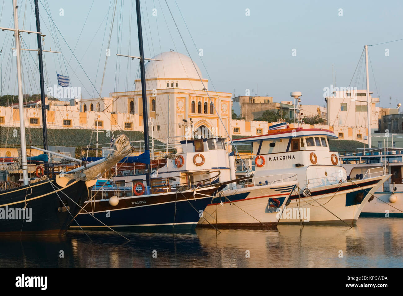 GREECE, Dodecanese Islands, RHODES, Rhodes Town: Mandraki Harbor / Dawn ...