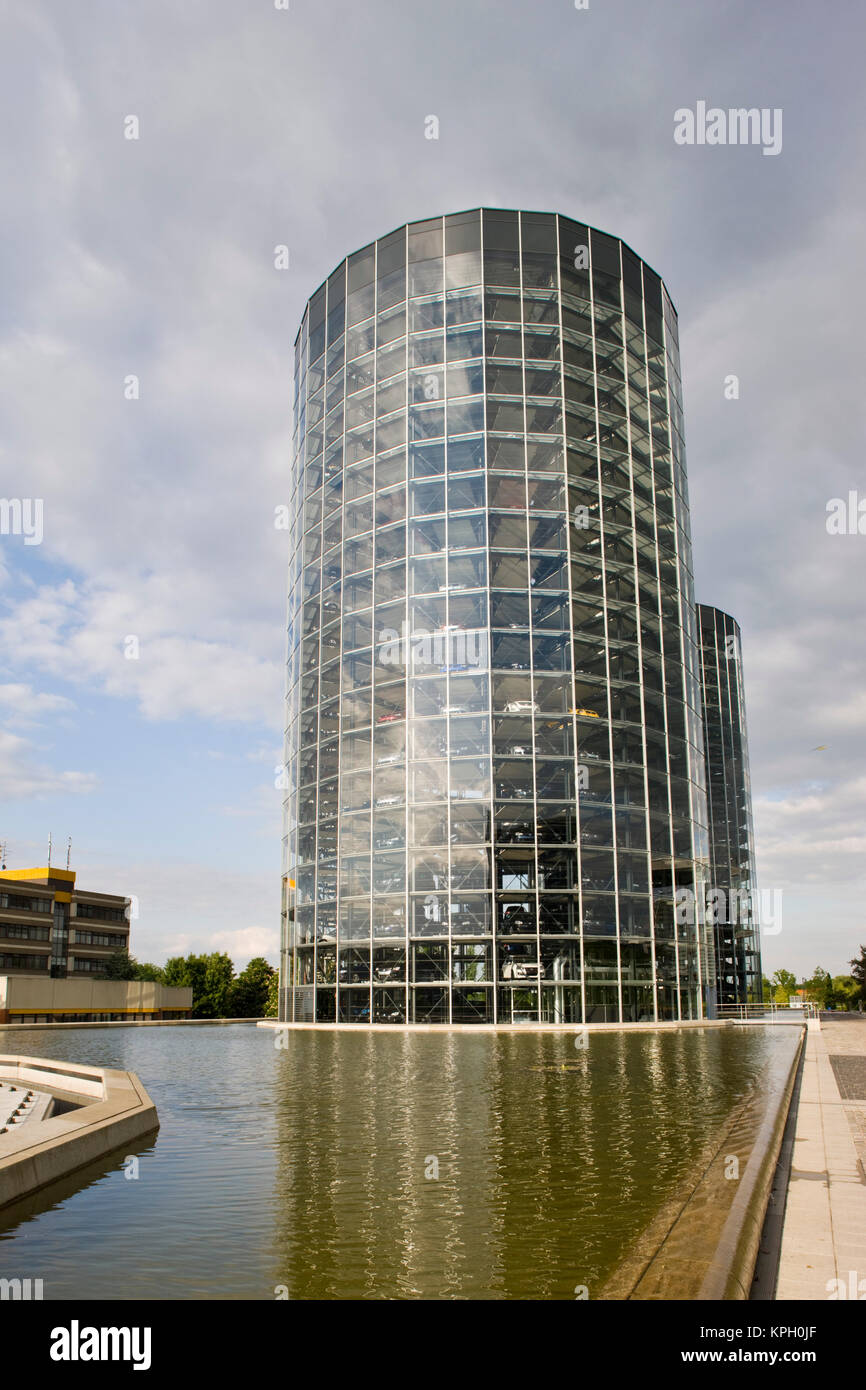 Germany, Niedersachsen, Wolfsburg. Autostadt, VW Auto Towers Stock ...