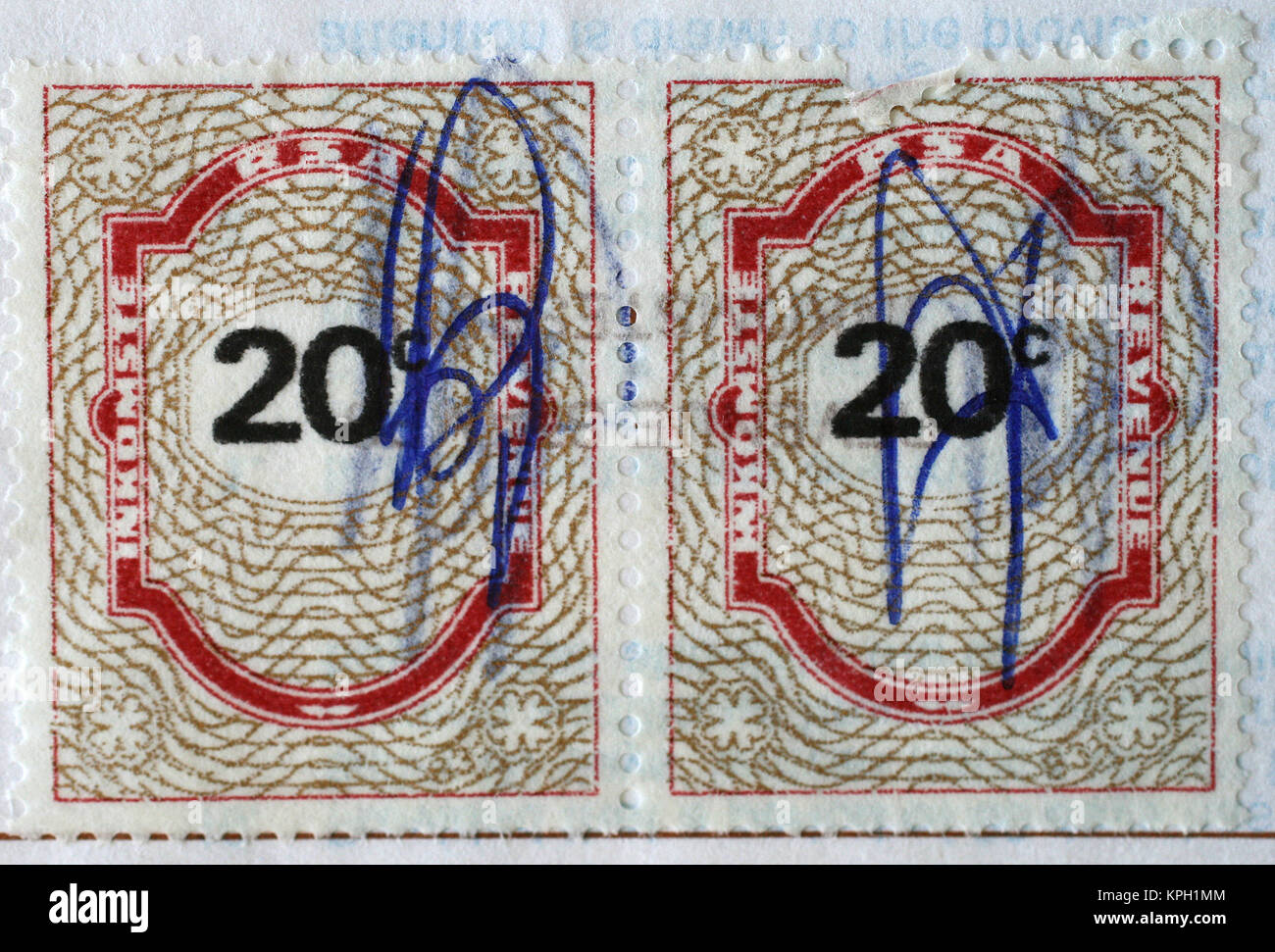 Revenue stamps hi-res stock photography and images - Alamy